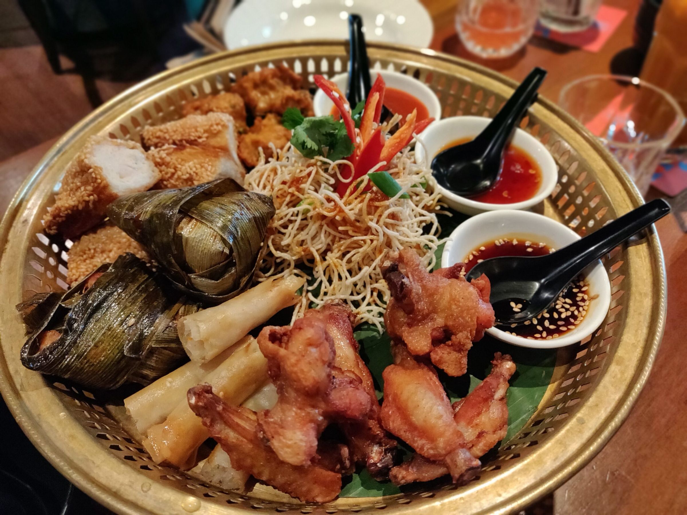 EKKAMAI @Plaza Batai 芸術的創作センスと伝統がコラボする 正統派タイ料理レストラン